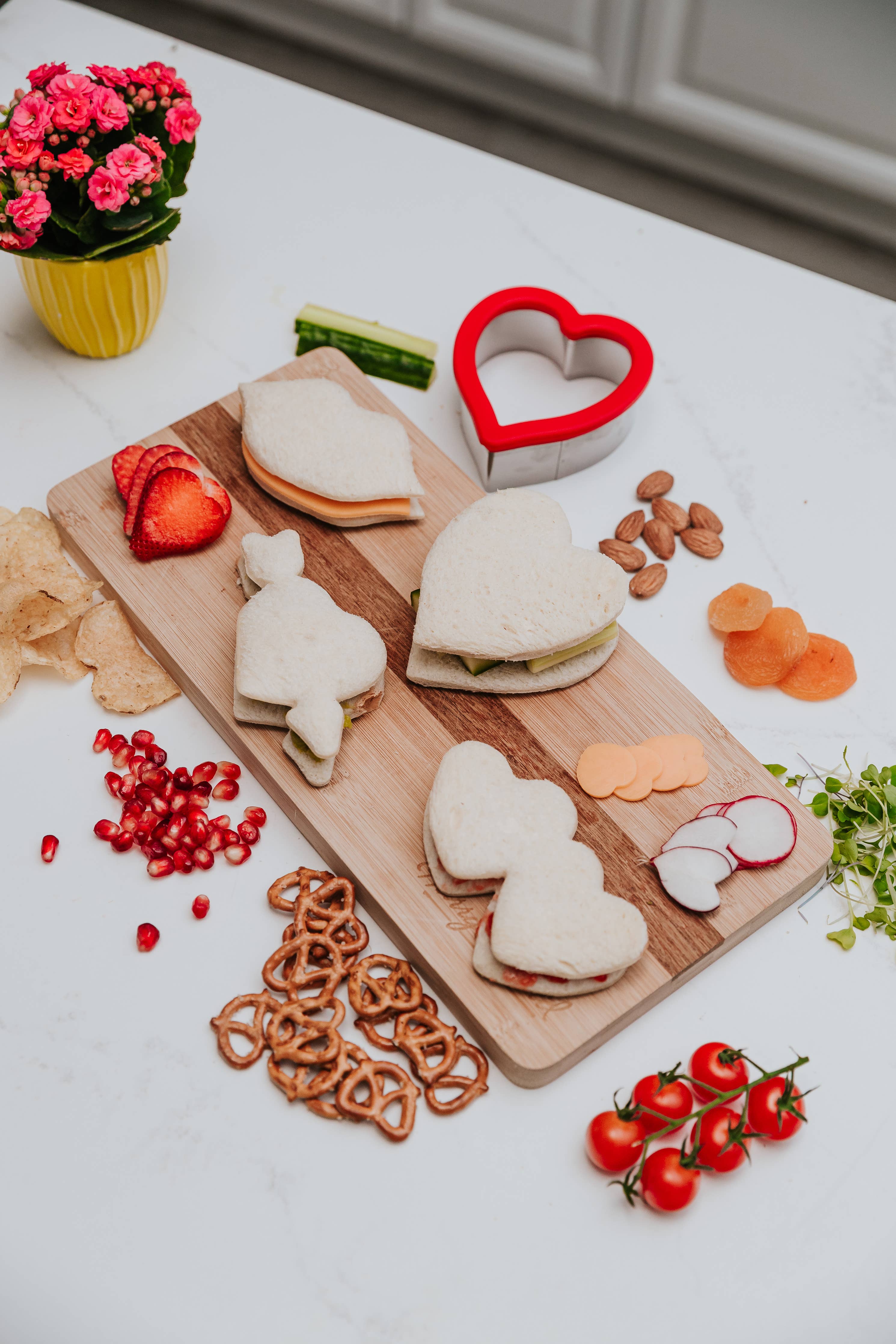 Share the Love Sandwich Cutter – Bon Bon Shoppe